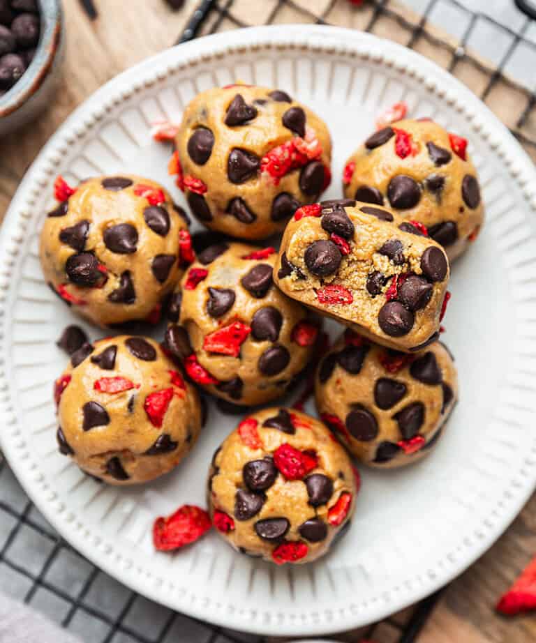 Strawberry Protein Balls - Life Made Sweeter